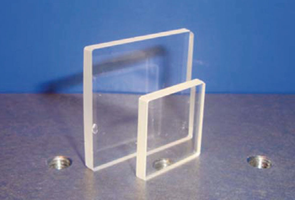 UW04008SFS UV Grade Fused Silica Square Window